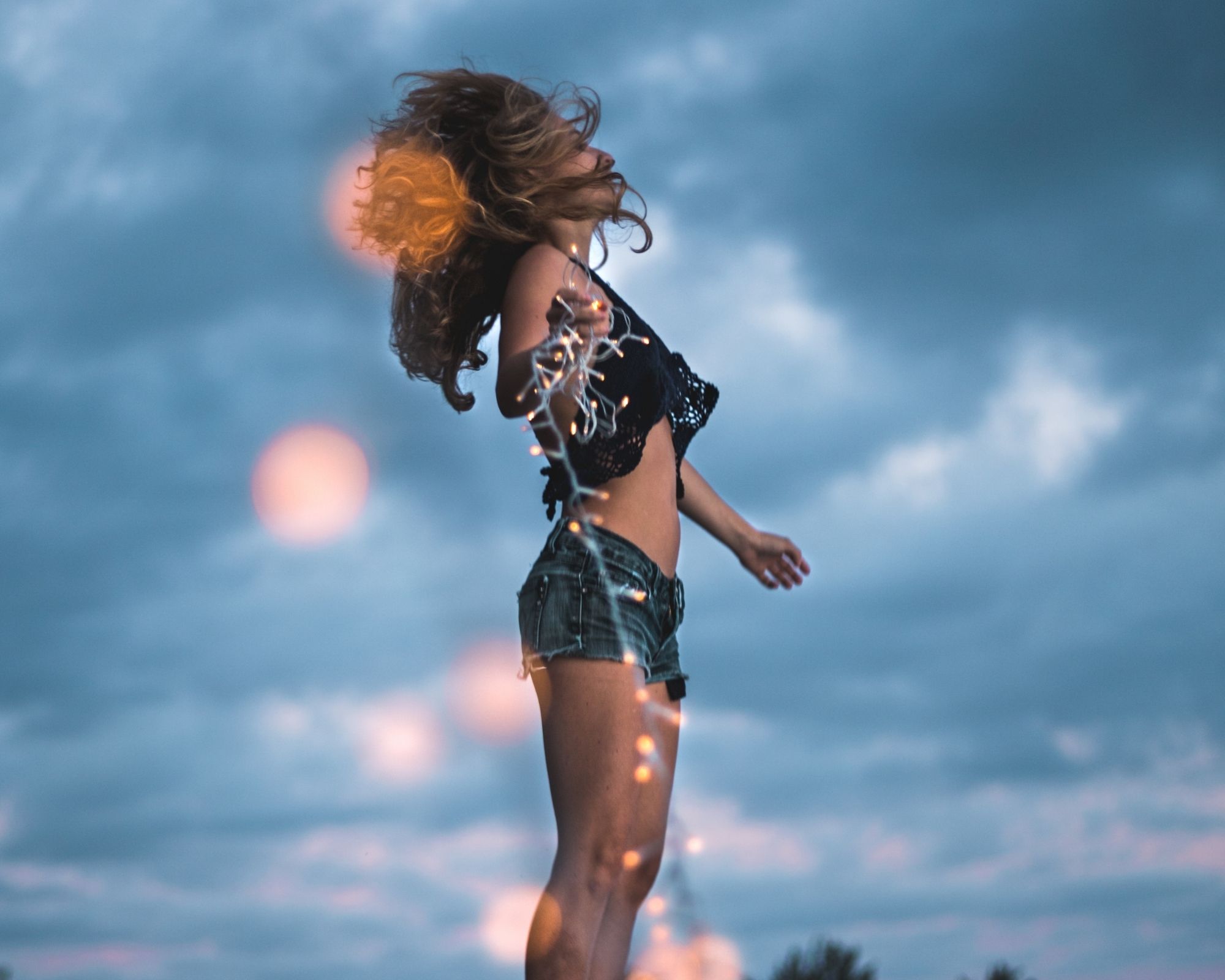 Steps to Handle Your Lightworker Awakening Symptoms - Cosmic Minds