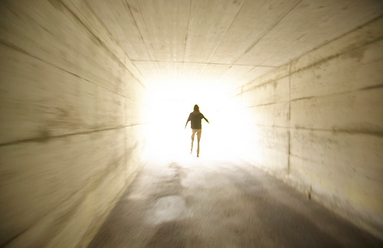 The Blinding White Light Dream: A Sign of Spiritual Awakening - Cosmic ...